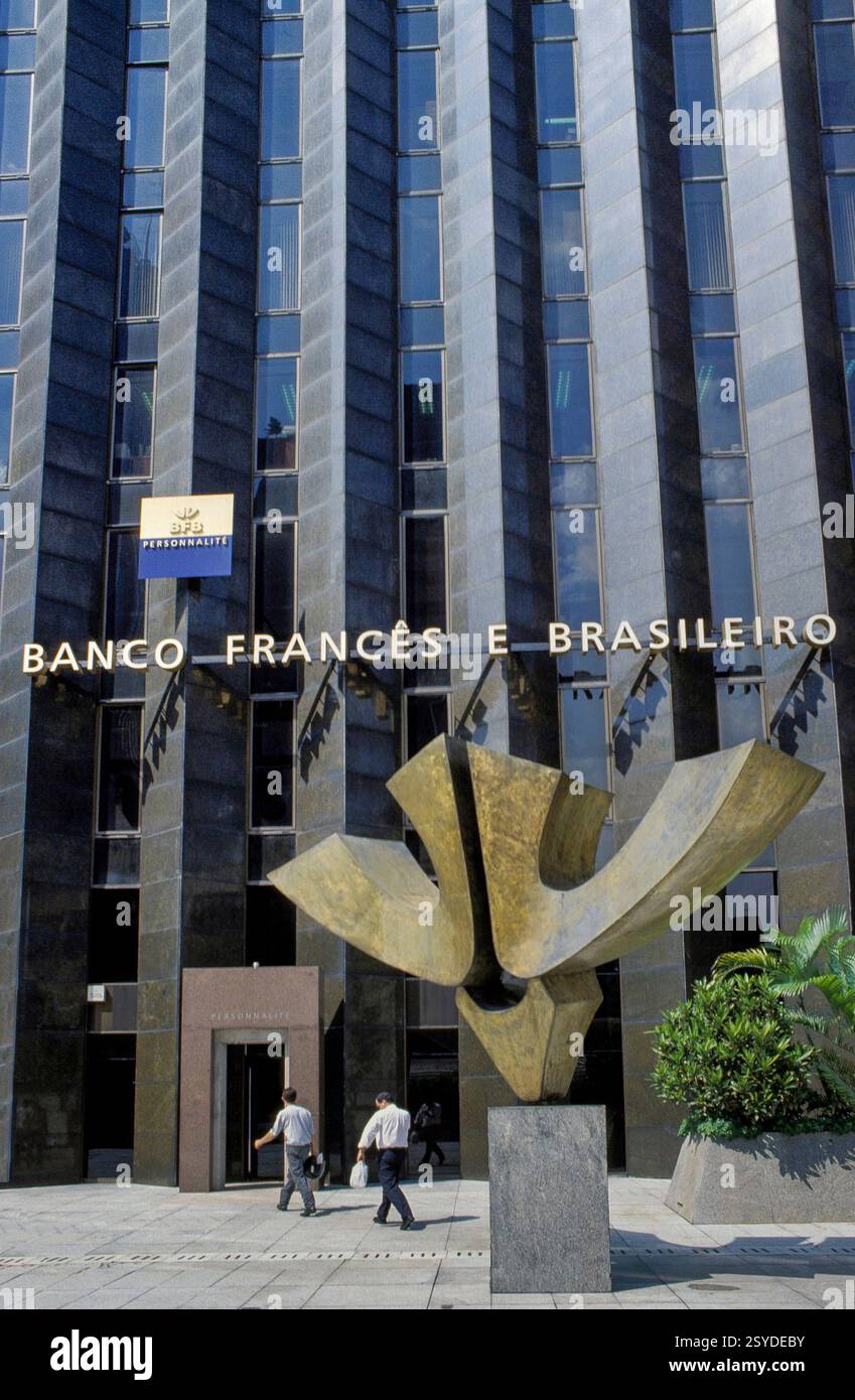 Bank of brazil building hi-res stock photography and images - Alamy