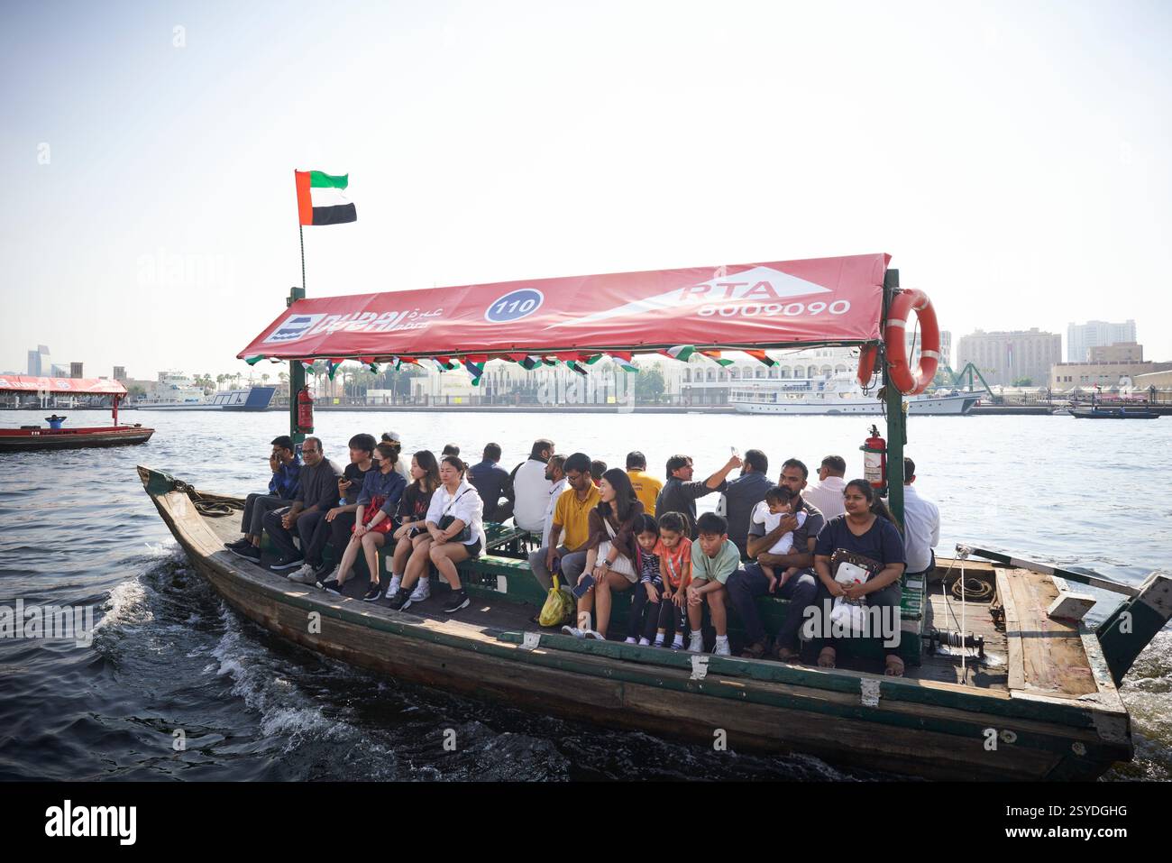 Dubai Creek, showing traditional Abra ferry Stock Photo - Alamy