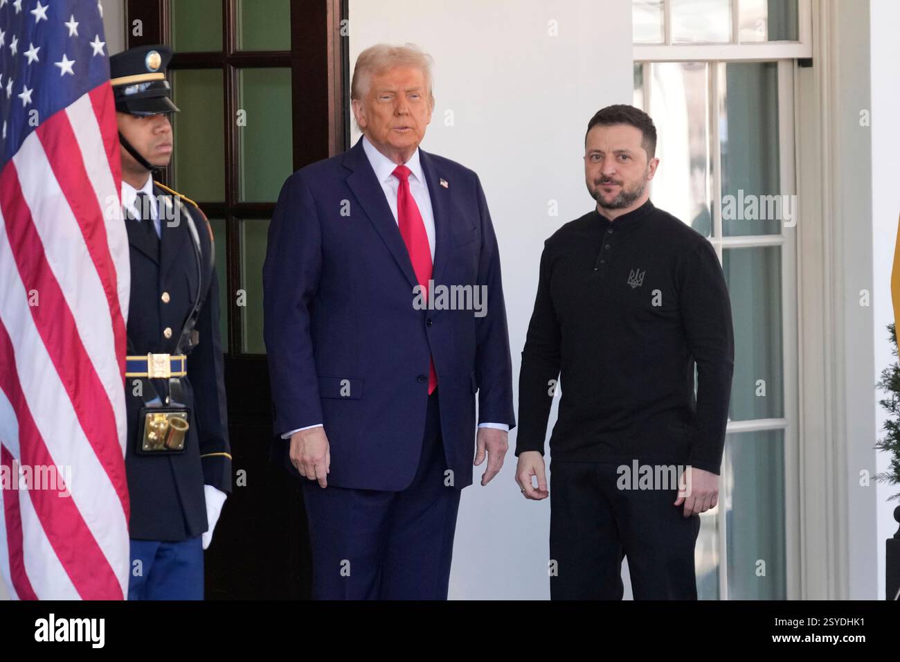 President Donald Trump welcomes Ukraine President Volodymyr Zelenskyy ...