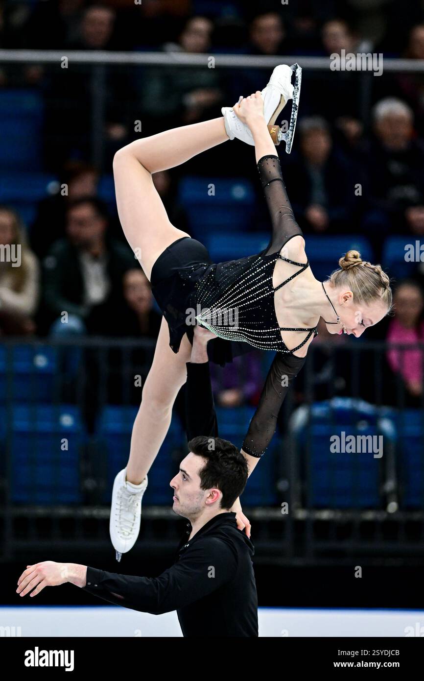 Polina POLMAN & Gabriel RENOLDI (ITA), during Junior Pairs Short ...