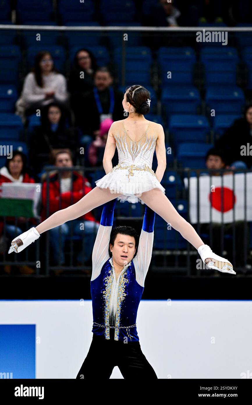 Sae SHIMIZU & Lucas Tsuyoshi HONDA (JPN), during Junior Pairs Short Program, at the ISU World ...