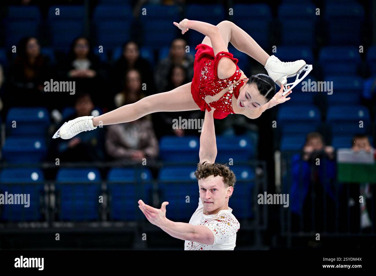 Naomi WILLIAMS & Lachlan LEWER (USA), during Junior Pairs Short Program ...