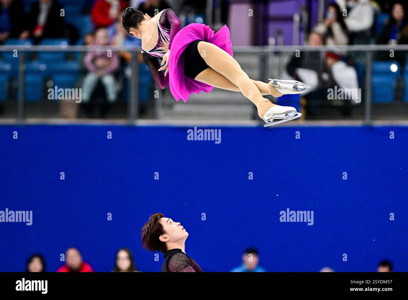 Jiaxuan ZHANG & Yihang HUANG (CHN), during Junior Pairs Short Program ...