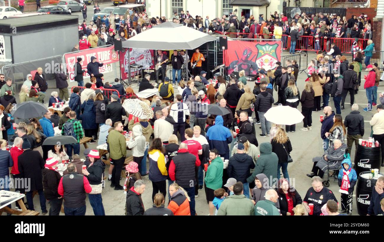 Declan Swans live at The Turf, Wrexham AFC Stock Photo - Alamy