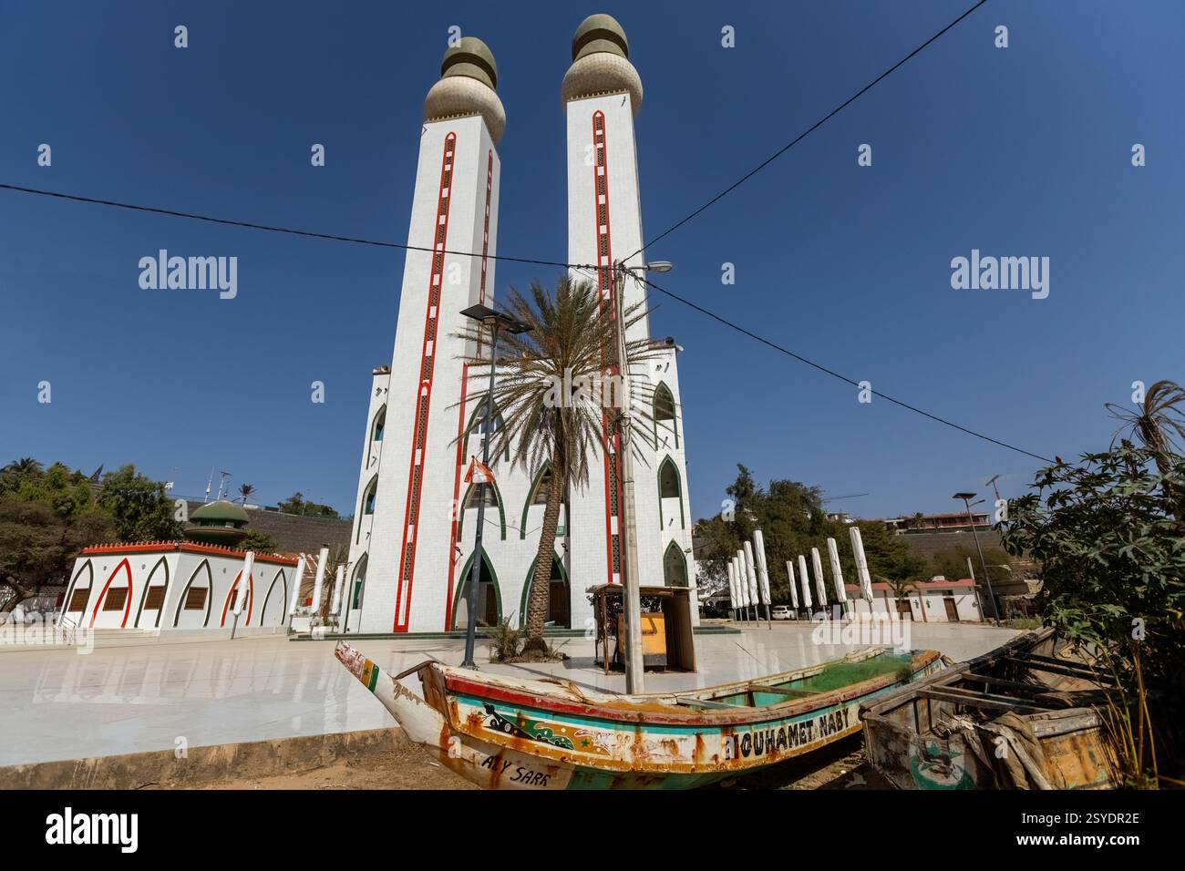 Outside view of the Mosque of the Divinity in Dakar city Senegal Stock ...