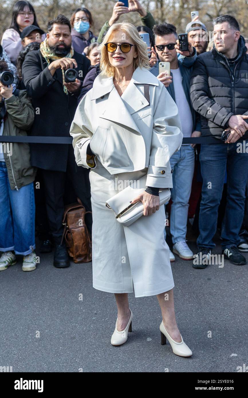 Isabella Ferrari at Tod's fashion show for Milano fashion week women's ...