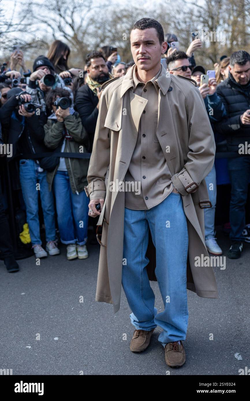Arón Piper at Tod's fashion show for Milano fashion week women's ...