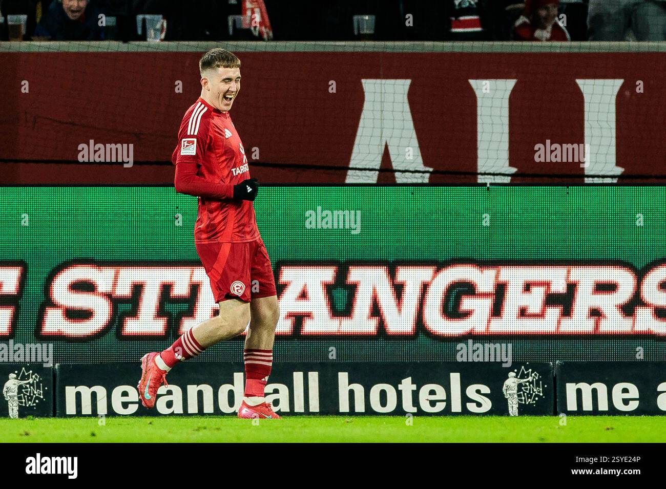 Jubel zum 1:0 durch Isak Bergmann Johannesson (Fortuna D?sseldorf, 8) 2. Fussball Bundesliga ...