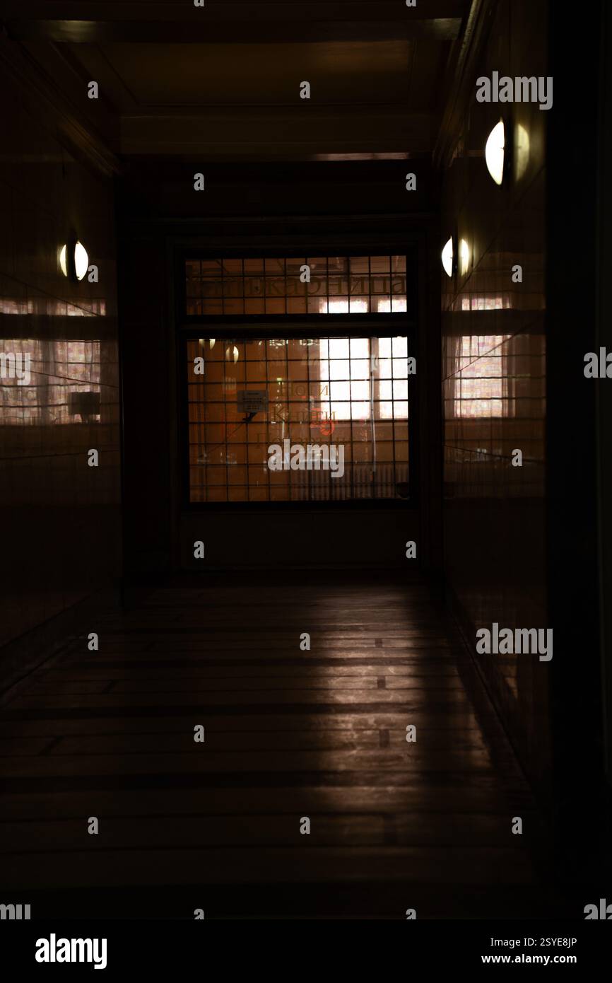 Long hallway interior shadows hi-res stock photography and images - Alamy