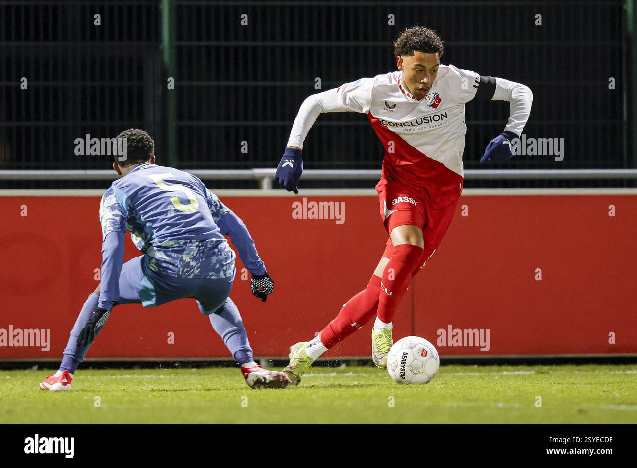 Utrecht, Netherlands. 28th Feb, 2025. UTRECHT, 28-02-2025, Sportcomplex ...