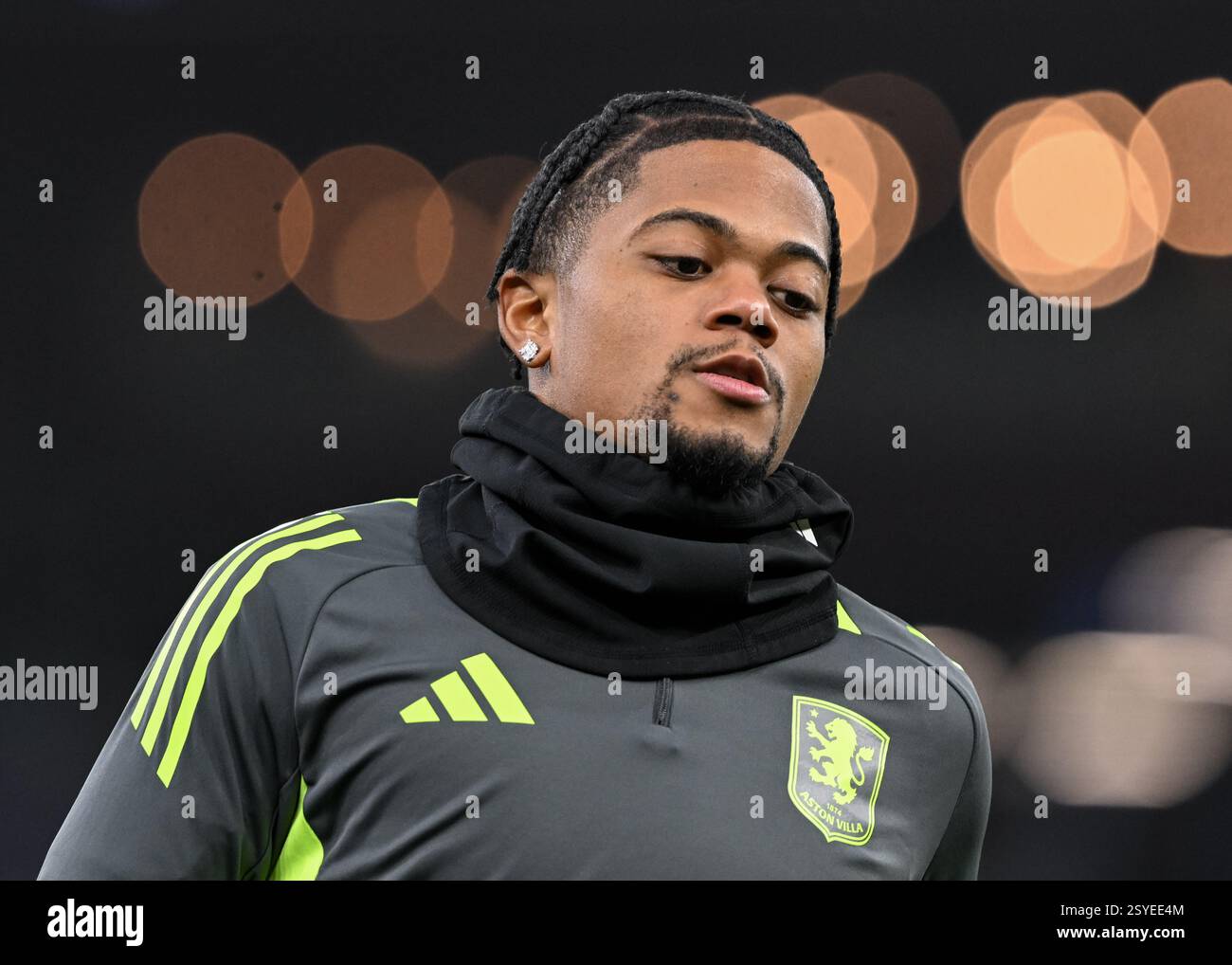 Birmingham, UK. 28th Feb, 2025. Leon Bailey of Aston Villa warms up ...