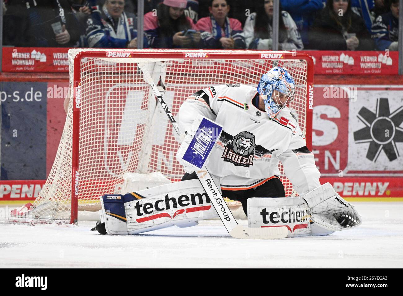 Thomas Greiss (Loewen Frankfurt #1) Schwenninger Wild Wings gegen ...