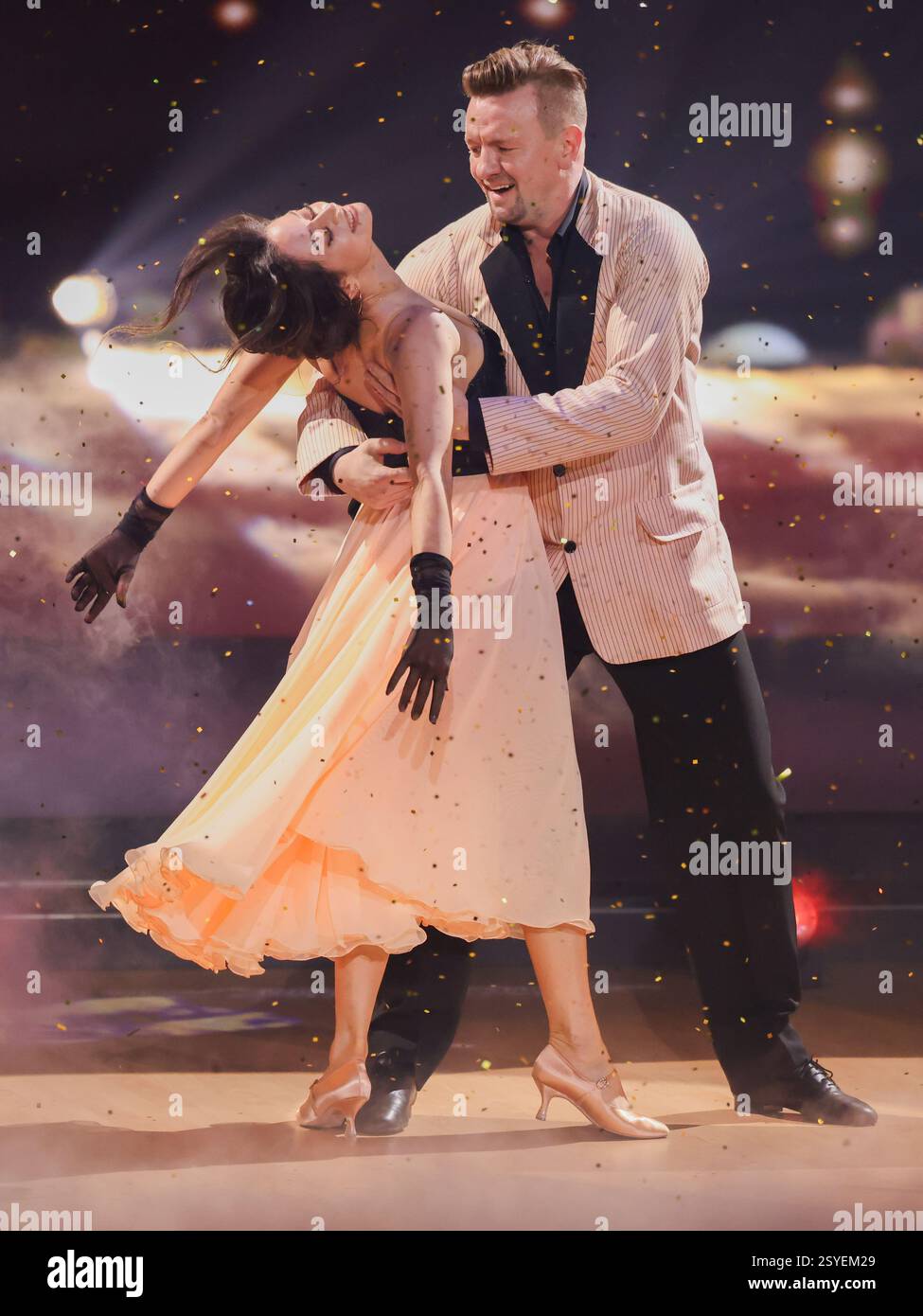 Cologne, Germany. 28th Feb, 2025. Ben Zucker, singer, and Malika ...