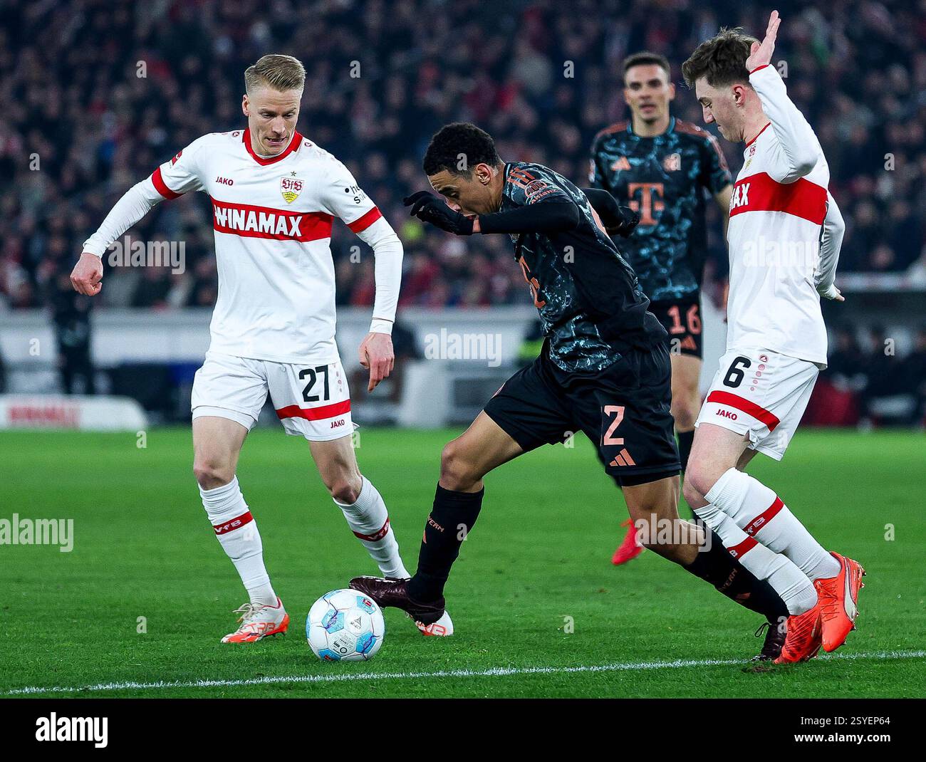 Fussball 1. Bundesliga 24. Spieltag VfB Stuttgart - FC Bayern Muenchen ...