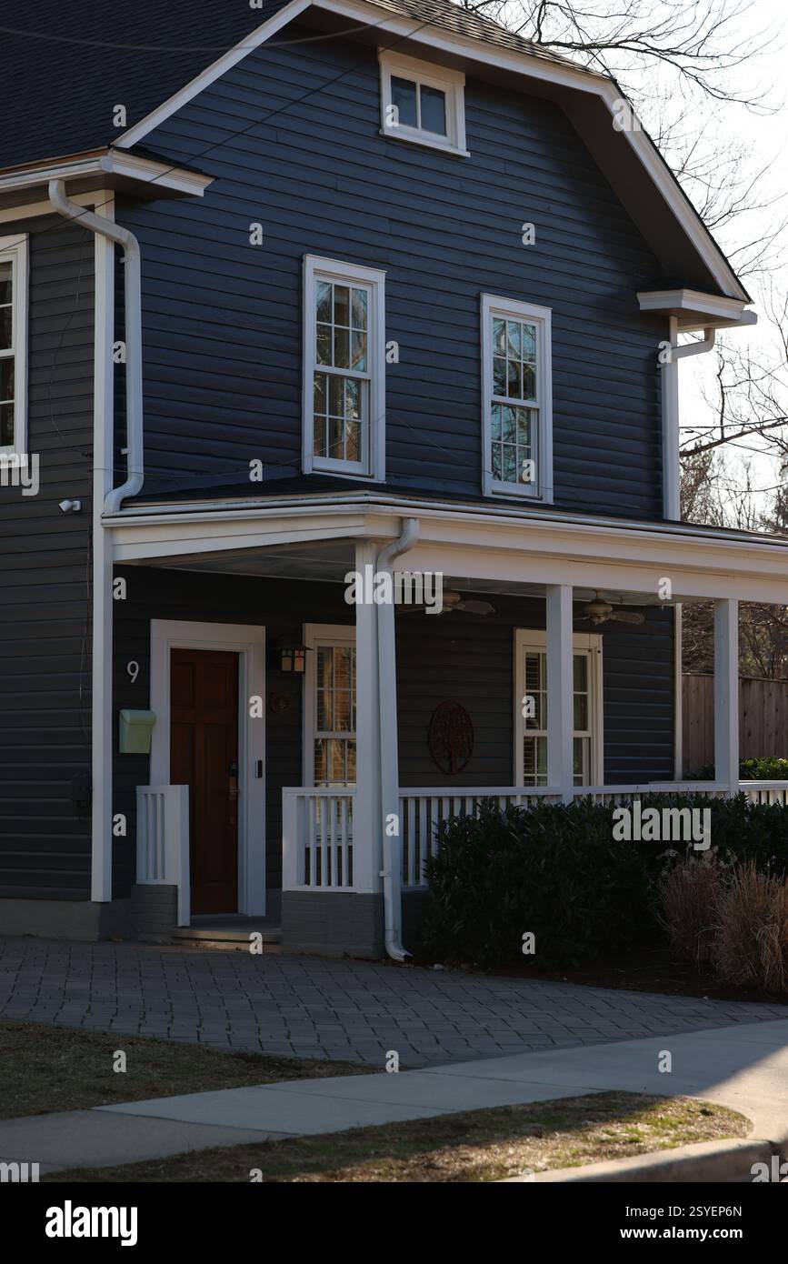 Alexandria VA Feb 28: JD Vance's Del Ray neighborhood home prepped for ...