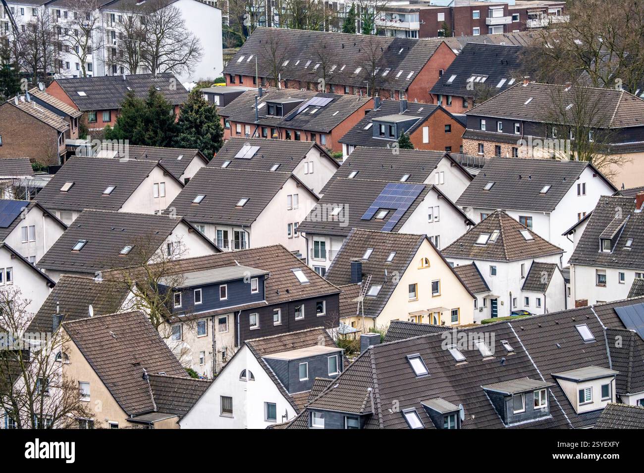 Residential buildings, apartment buildings, in the Duisburg-Süd ...