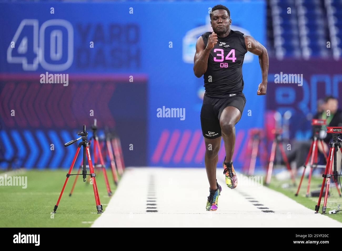 Villanova defensive back Isas Waxter runs the 40-yard dash at the NFL ...