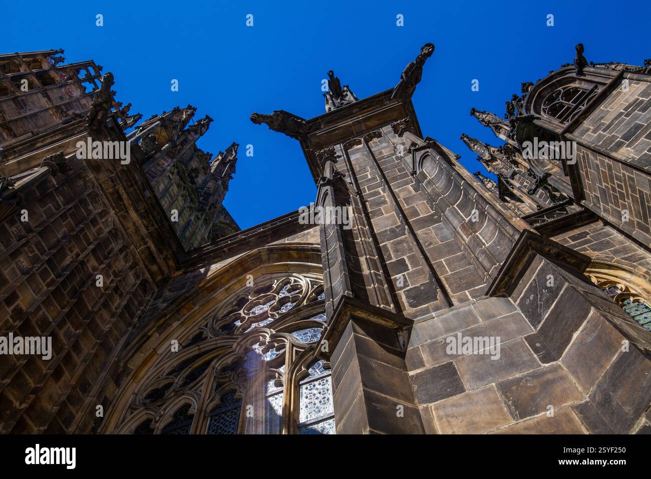 Featuring elaborate arches hi-res stock photography and images - Alamy