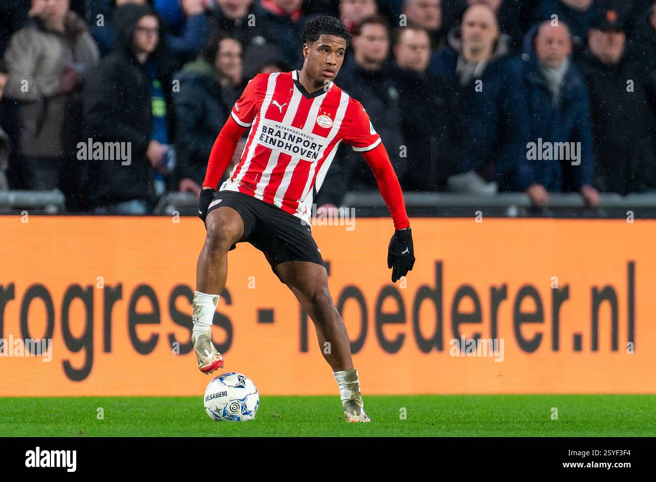 Eindhoven, Netherlands. 26th Feb, 2025. EINDHOVEN, NETHERLANDS - FEBRUARY 26: Ryan Flamingo of ...