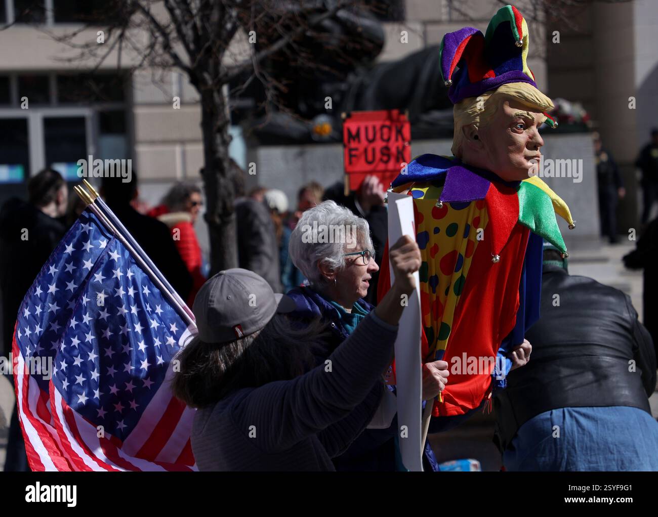 Washington Dc, Virginia, USA. 28th Feb, 2025. An effigy of US President ...