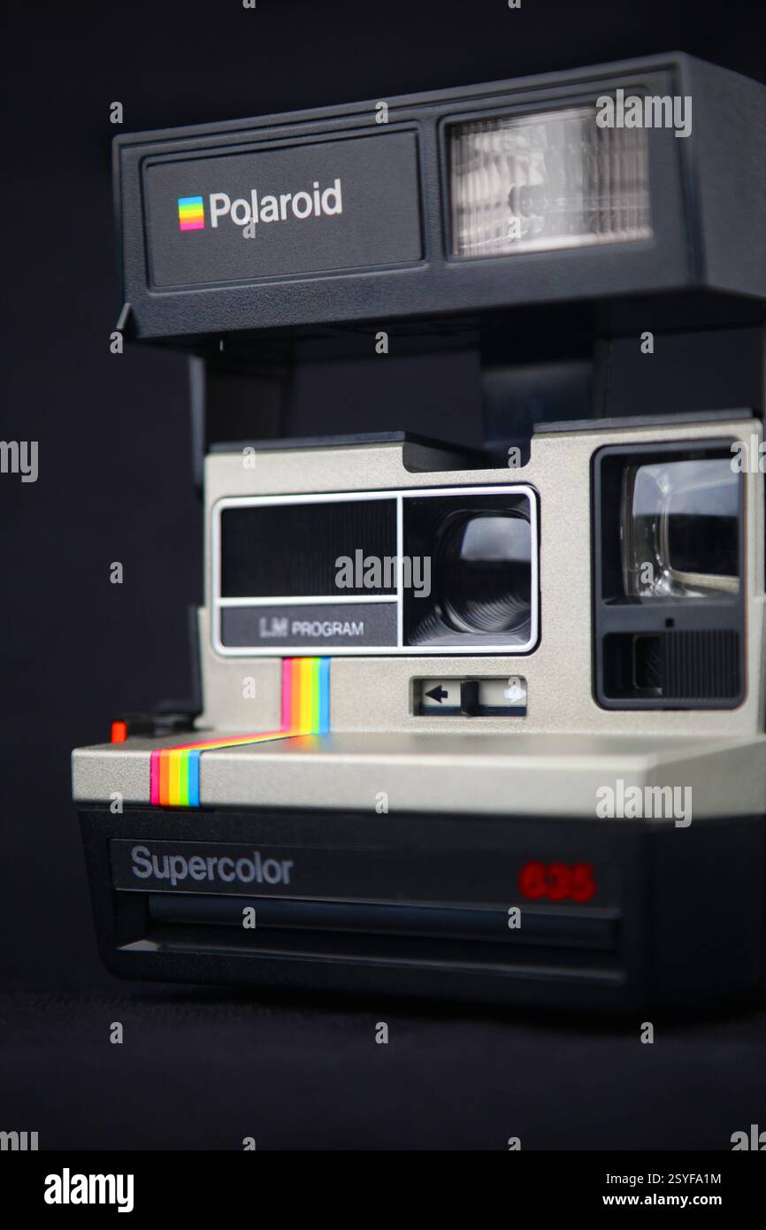 Fond de ciel noir hi-res stock photography and images - Alamy