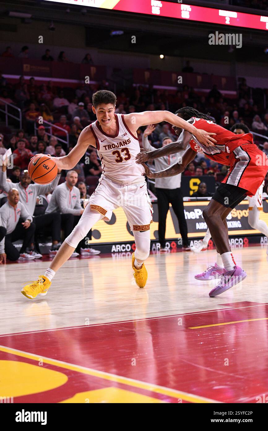 LOS ANGELES, CA - FEBRUARY 26: USC Trojans forward Josh Cohen (33 ...