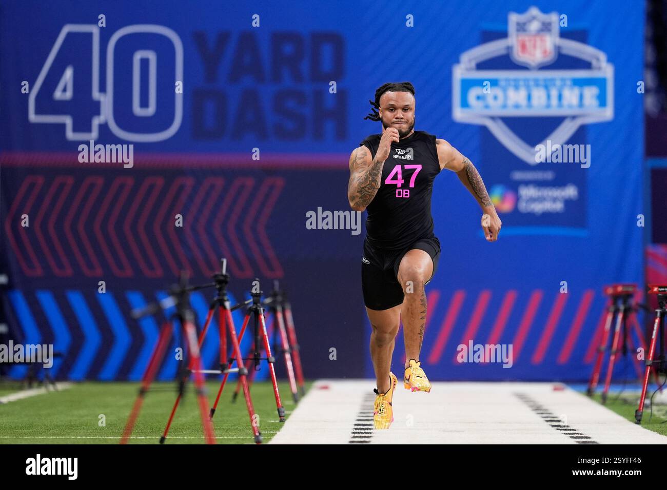 Penn State defensive back Jaylen Reed runs the 40-yard dash at the NFL ...