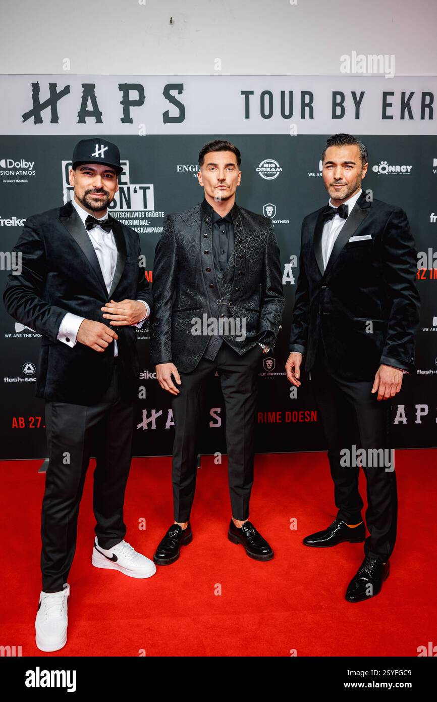 Ekrem Engizek, Rapper Asche, Mustafa Göktas bei der Kino-Premiere HAPS ...