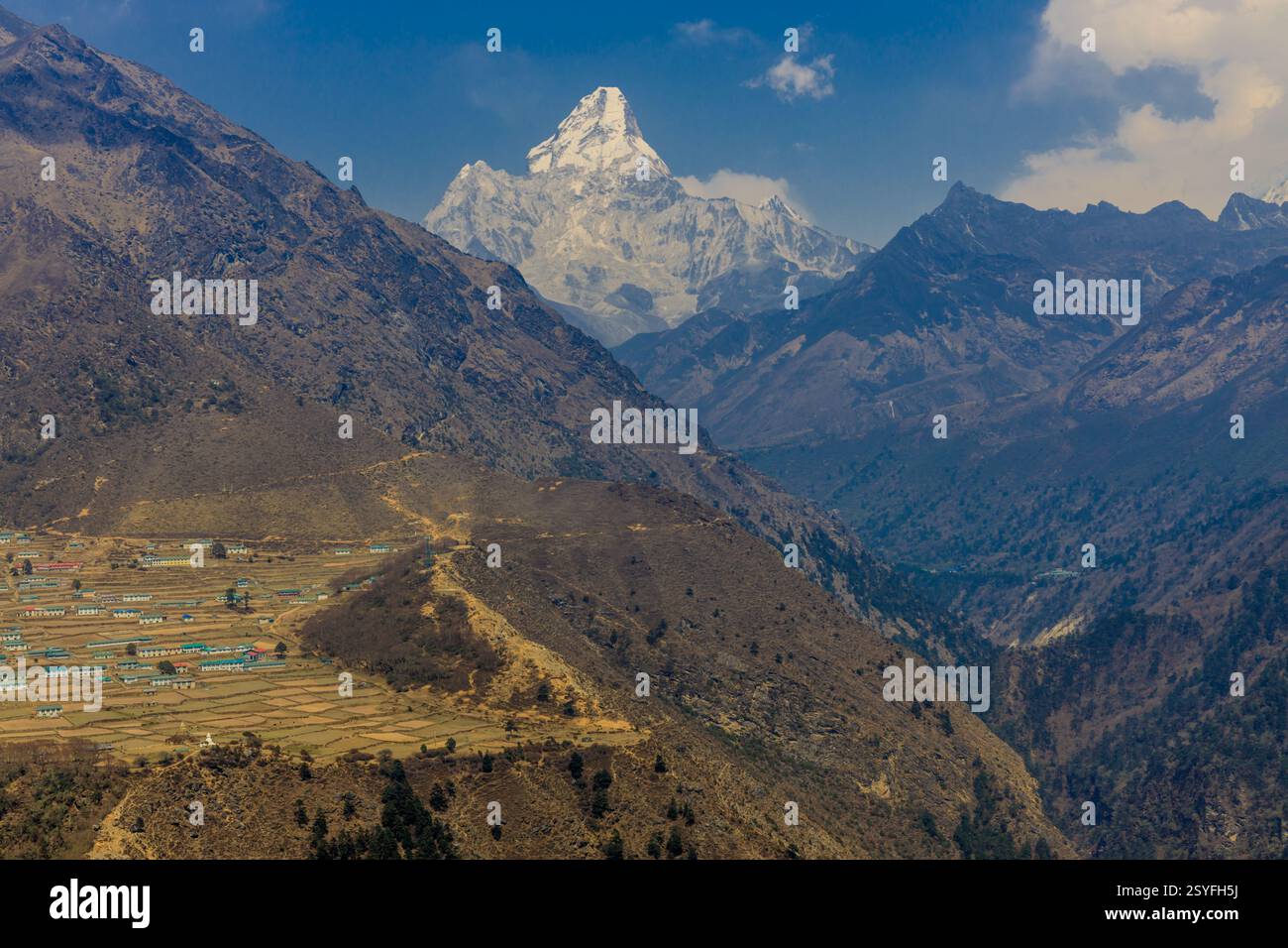 Ama Dablam stunning mountain summit great view from Everest Base camp ...