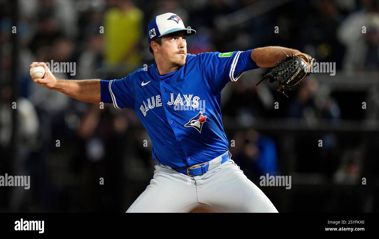 Toronto Blue Jays pitcher Ryan Jennings delivers to the New York ...