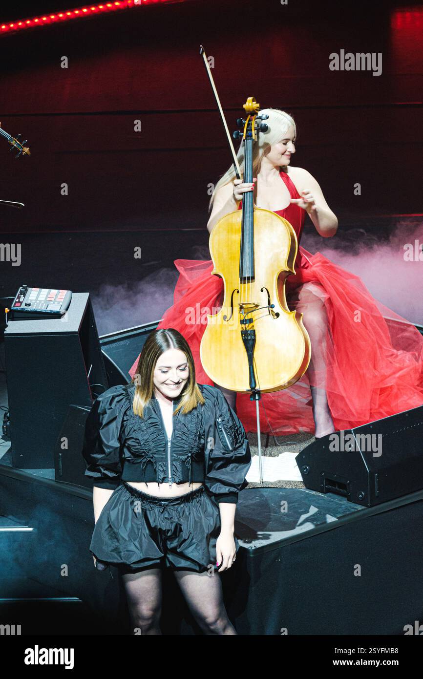 Cambridge based band Clean Bandit give an electric performance for ...