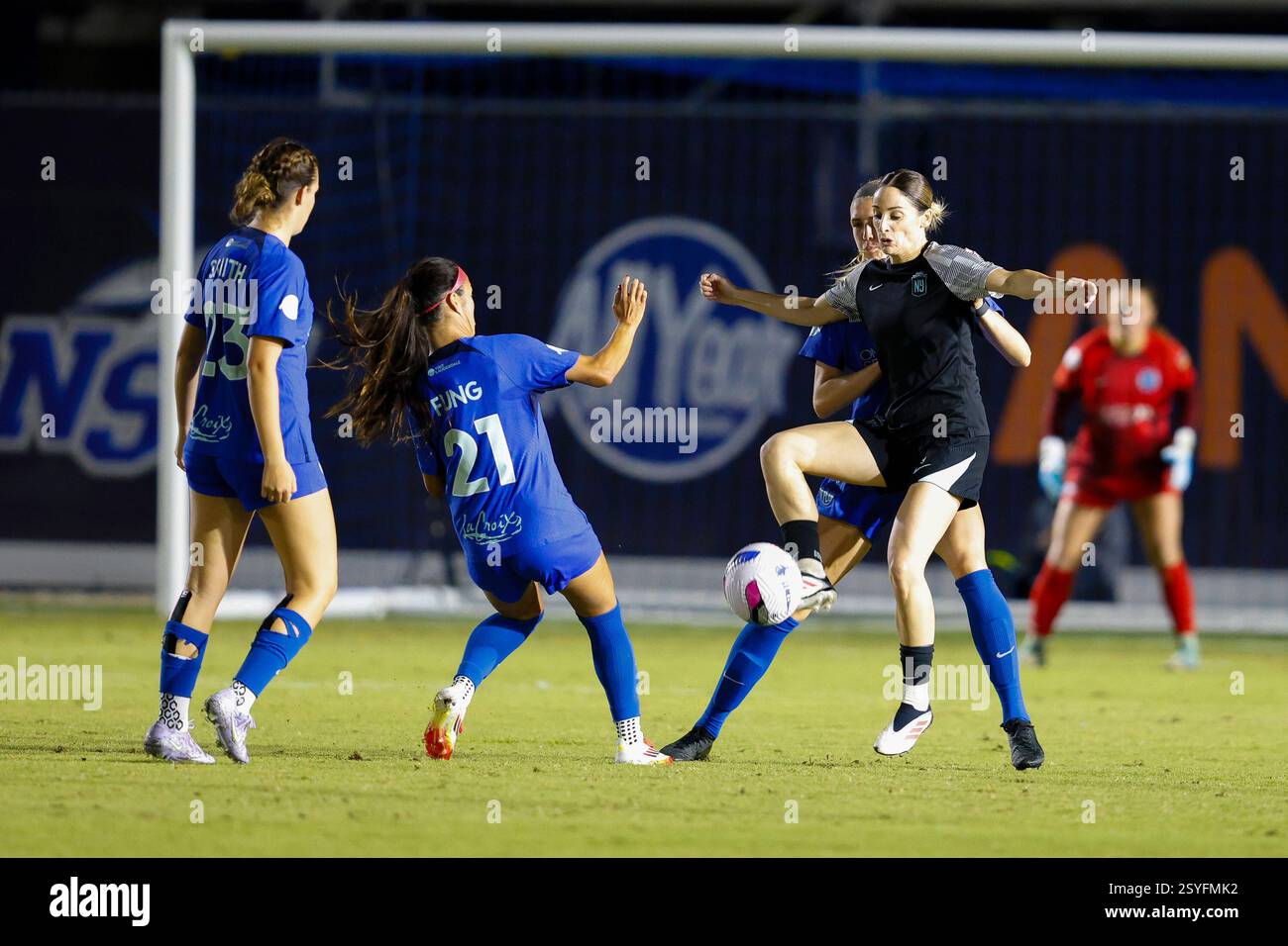 DAVIE, FL - FEBRUARY 26: Fort Lauderdale United midfielder Tatiana Fung ...