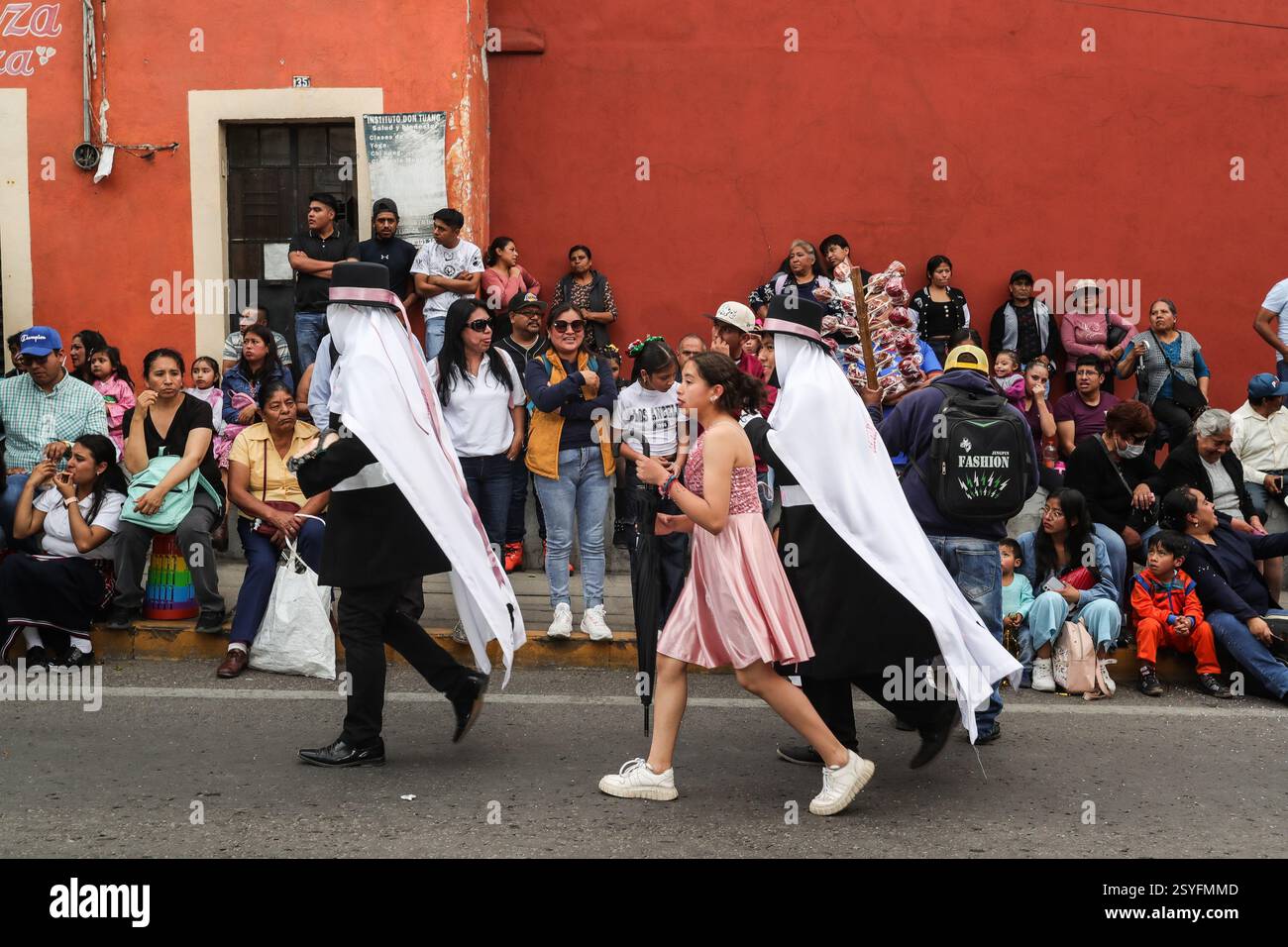 Tlaxcala, Mexico. 27th Feb, 2025. Inhabitants of Tlaxcala taking part ...