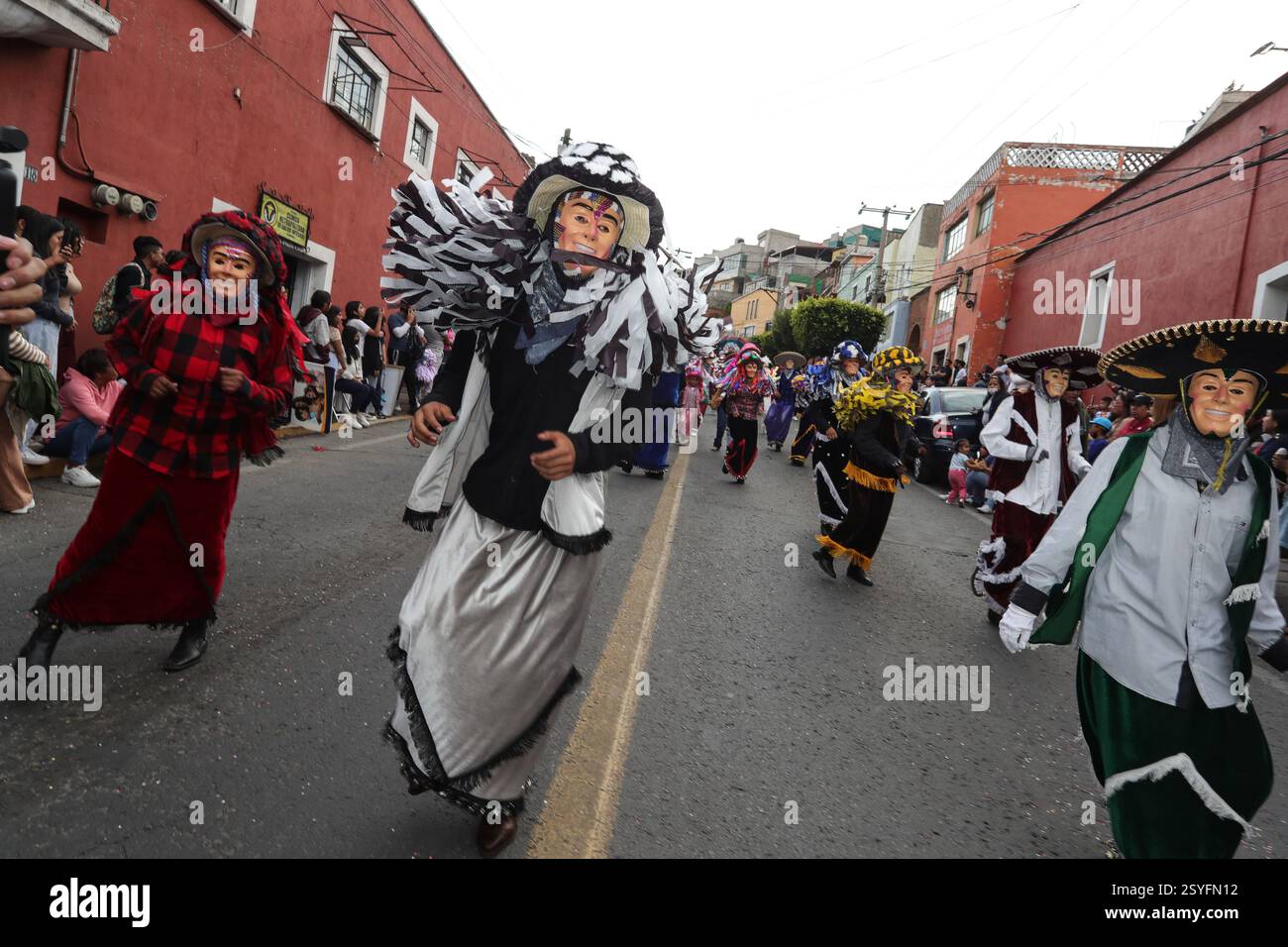 Inhabitants of Tlaxcala taking part during the traditional Tlaxcala ...
