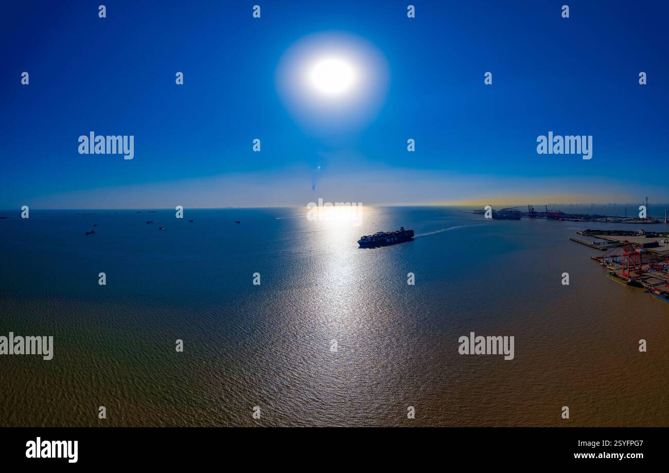 Ocean scenery of Yangshan Deepwater Port in Hangzhou Bay, Zhejiang ...