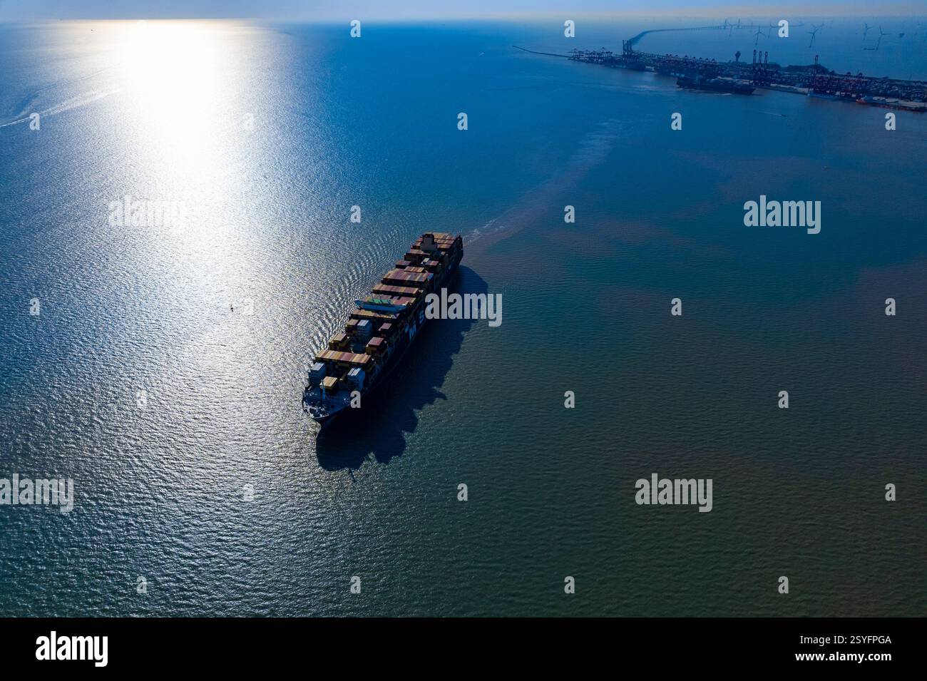 Ocean scenery of Yangshan Deepwater Port in Hangzhou Bay, Zhejiang ...