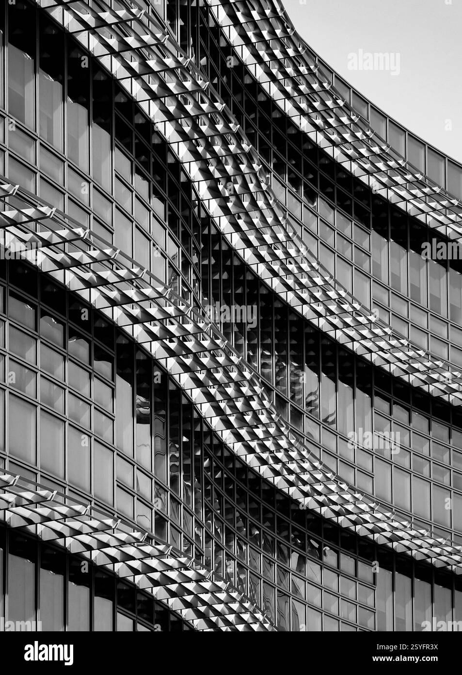 Old architecture downtown pittsburgh Black and White Stock Photos ...