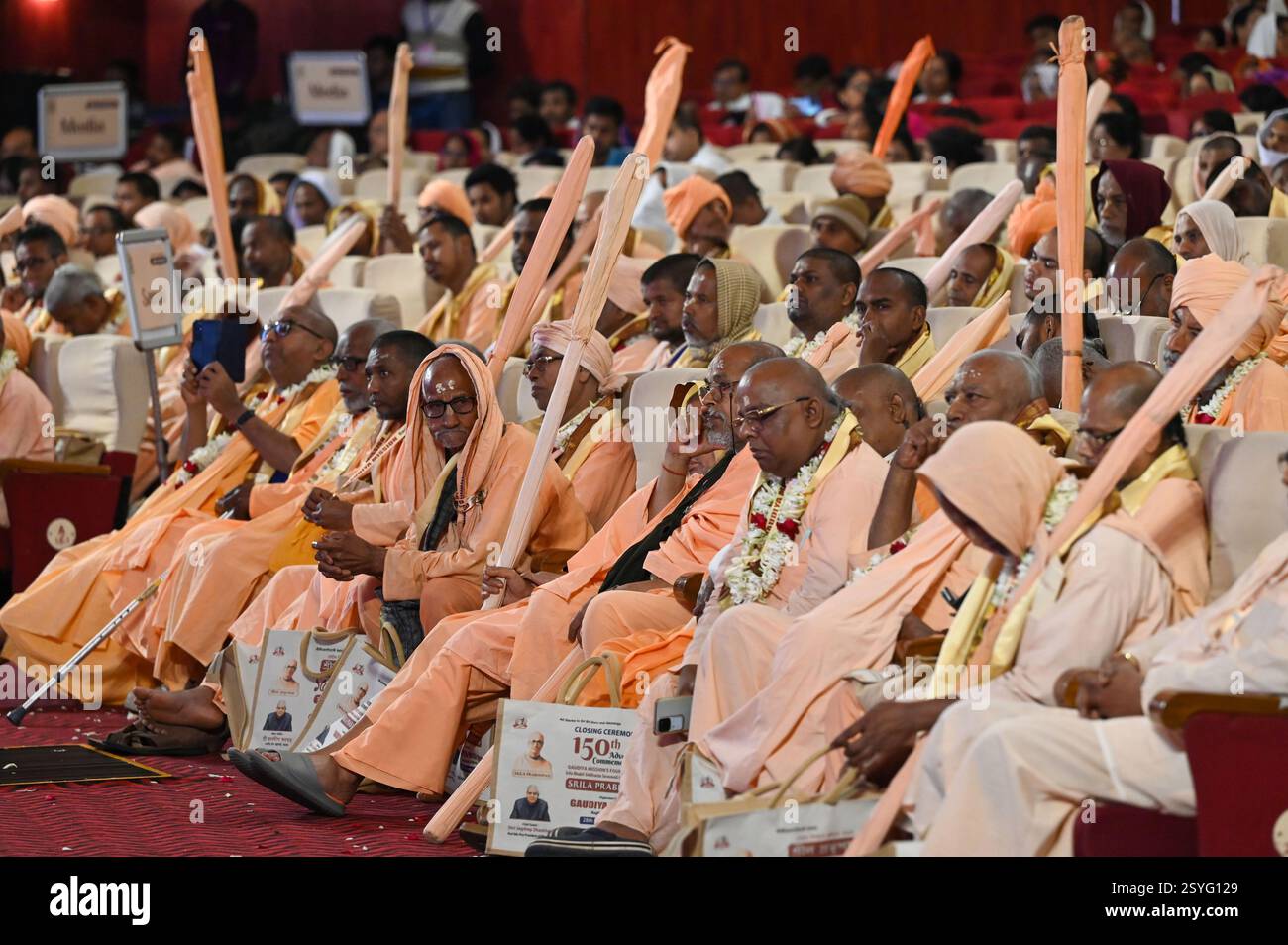Kolkata, India. 28th Feb, 2025. KOLKATA, INDIA - FEBRUARY 28: Large ...