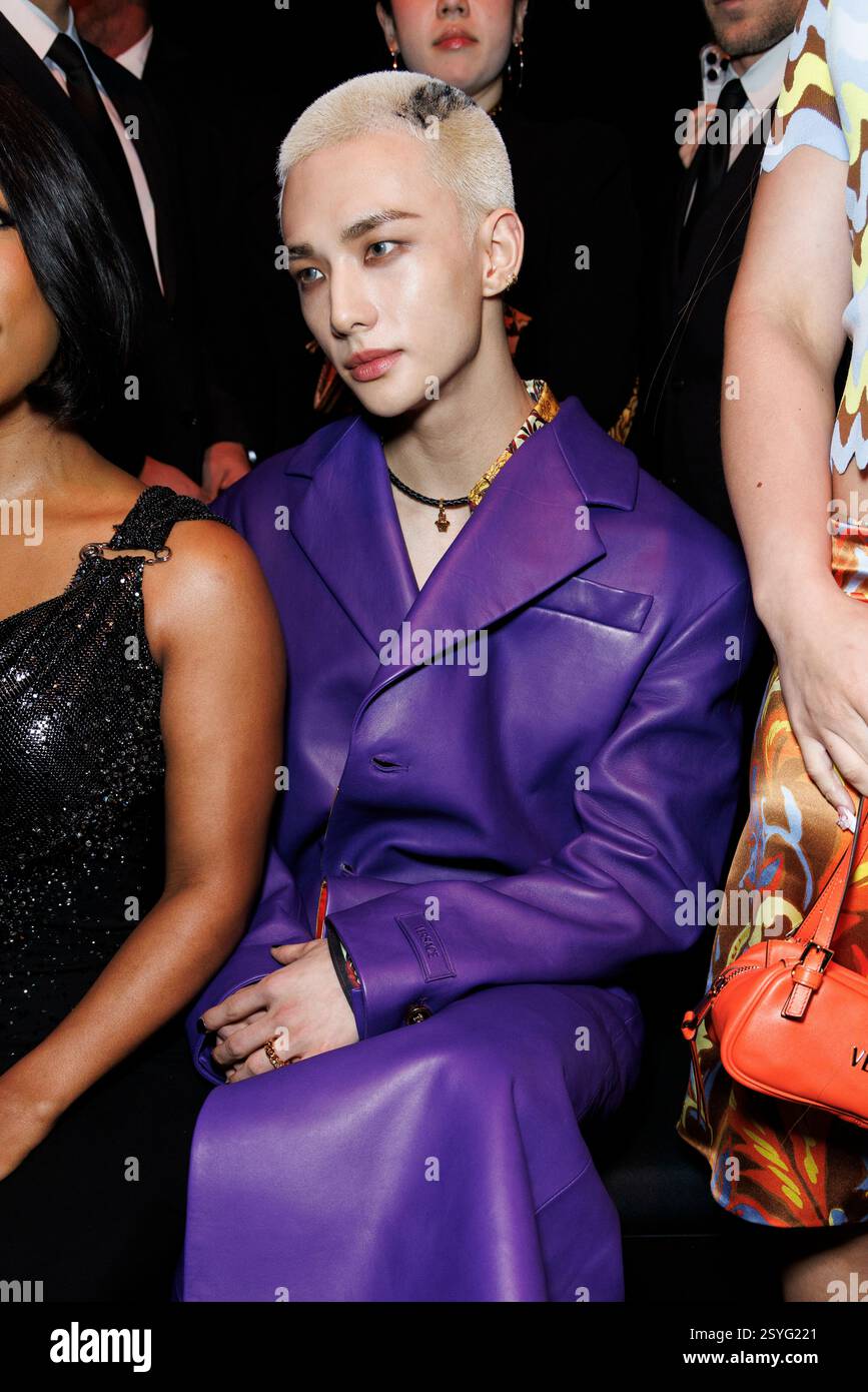 Milan, Italien. 28th Feb, 2025. Hyunjin attends VERSACE Autumn-Winter ...