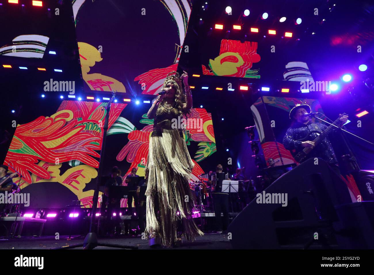 PE - RECIFE - 02/28/2025 - RECIFE CARNIVAL 2025, ELBA RAMALHO - Singer ...