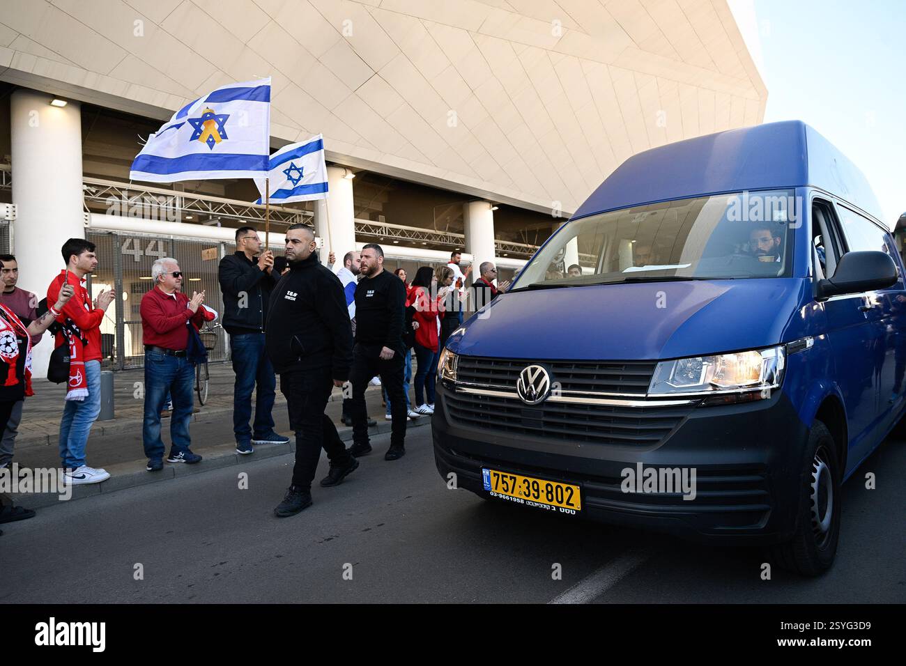A vehicle with the coffin of the abductee Tzachi Idan who was murdered ...