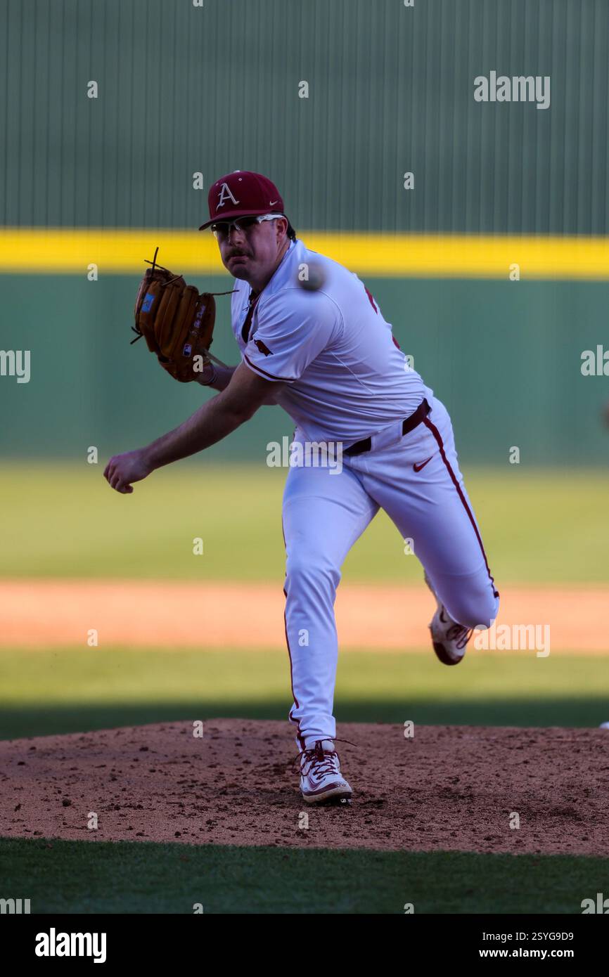 Fayetteville, USA. 28th Feb, 2025. February 28, 2025: Razorback pitcher ...