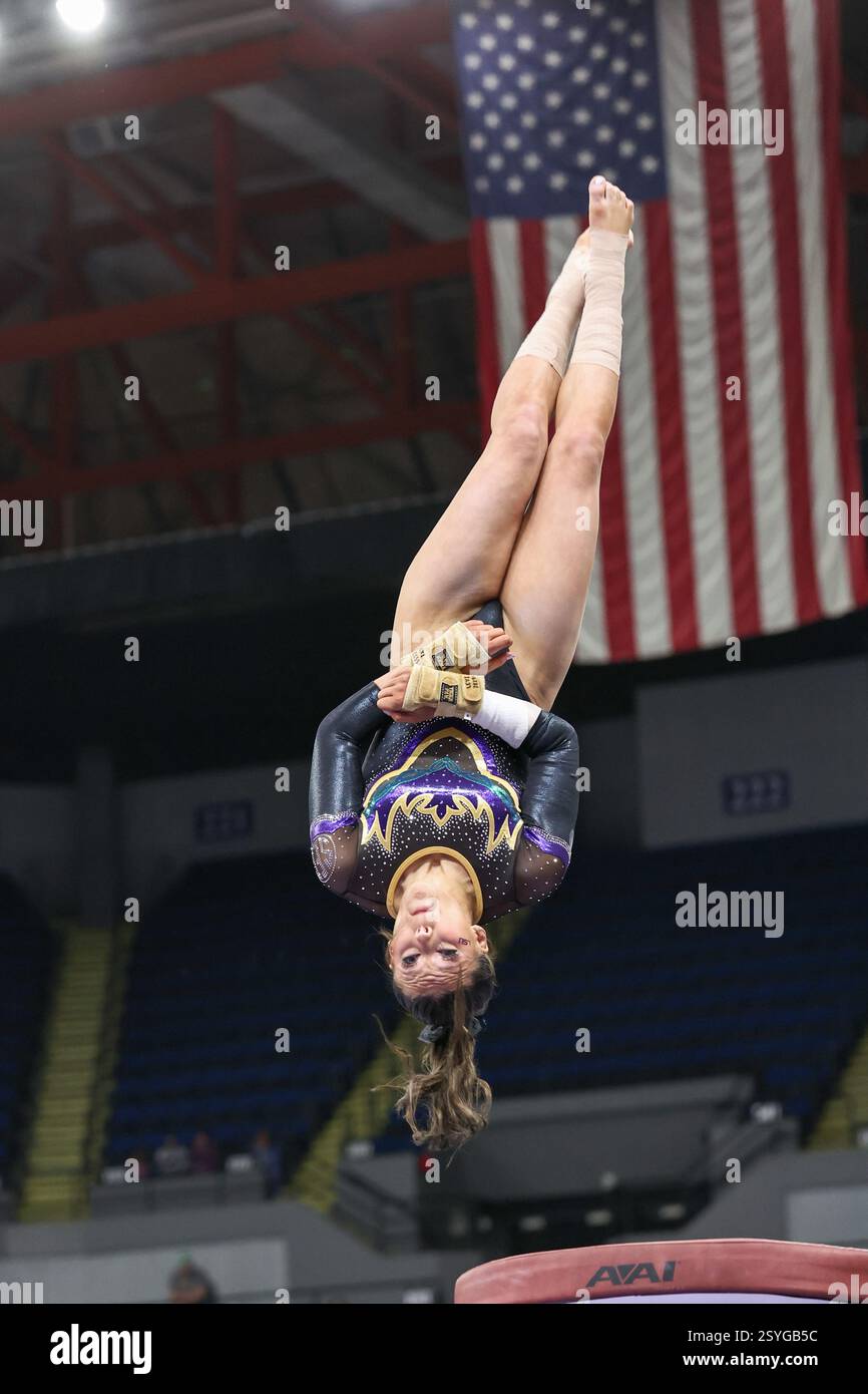February 28, 2025: LSU's Lexi Zeiss competes on the vault during the ...