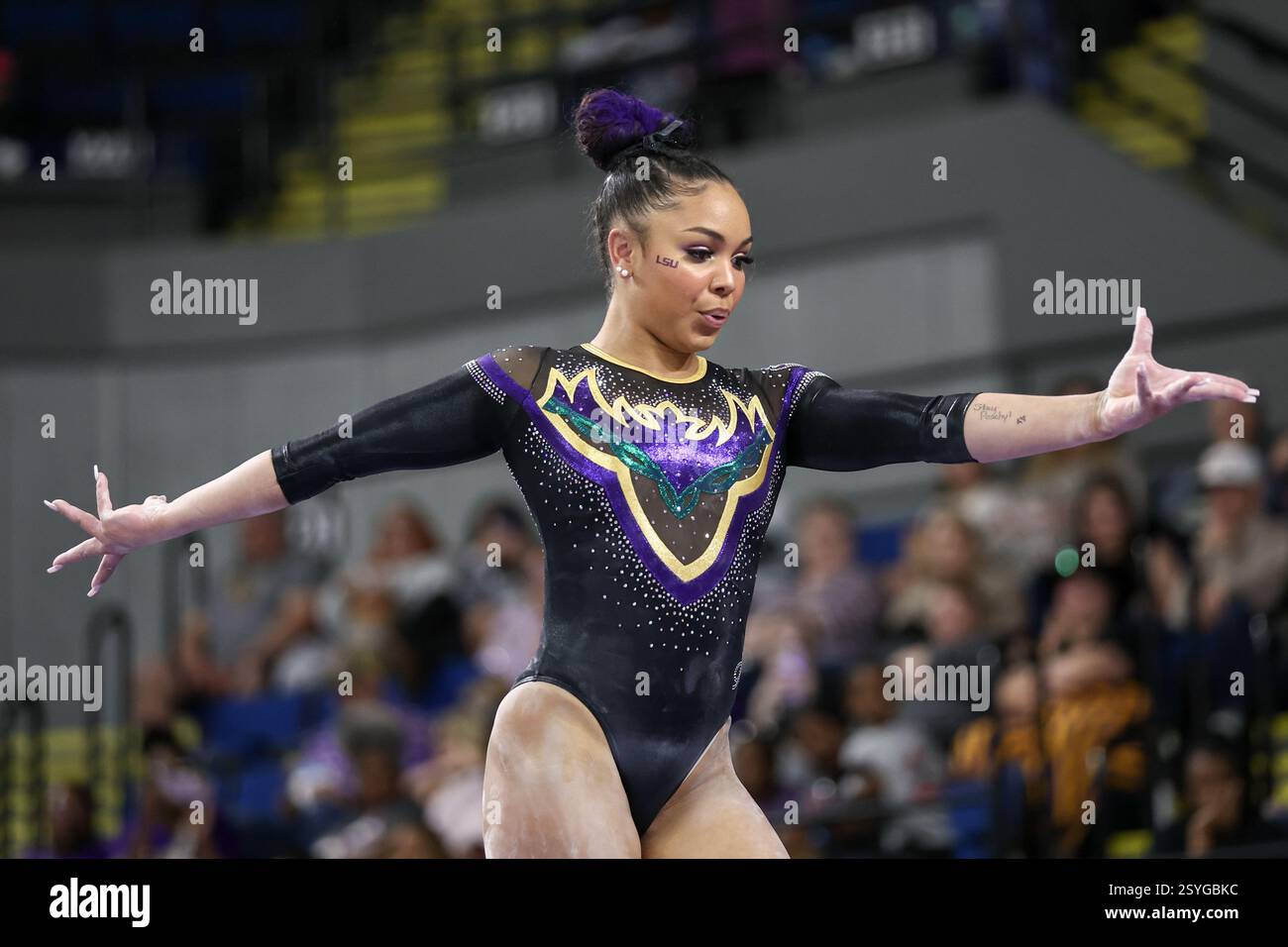 Baton Rouge, LA, USA. 28th Feb, 2025. LSU's Konnor McClain competes on ...