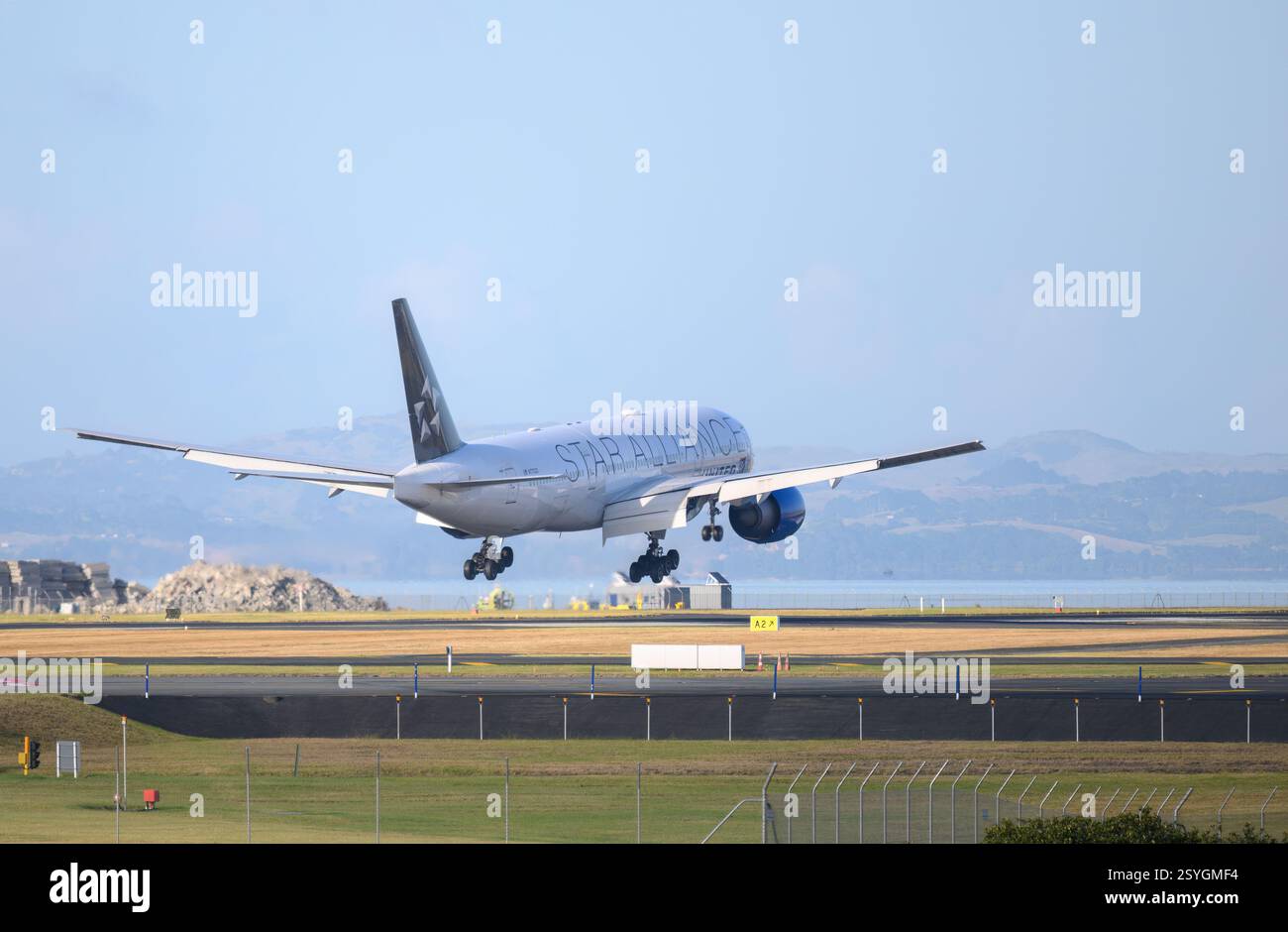 Auckland, New Zealand – March 01 2025: United Airlines N77022 Boeing ...