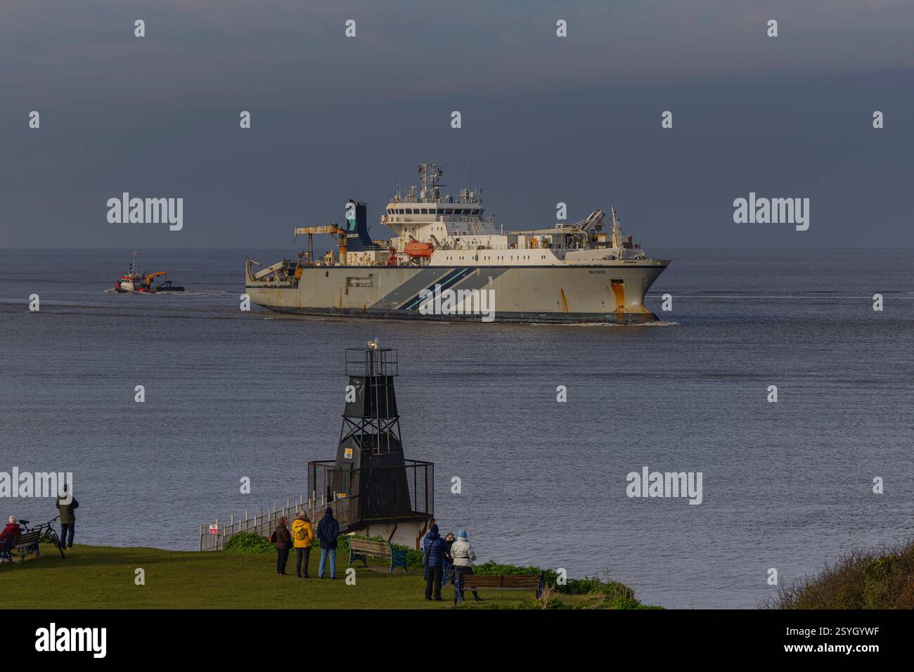 Cable layer Decisive heading for Avonmouth docks Stock Photo - Alamy