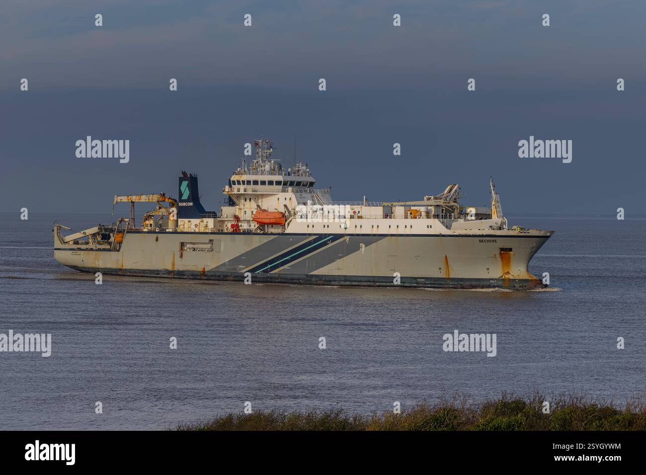 Cable layer Decisive heading for Avonmouth docks Stock Photo - Alamy
