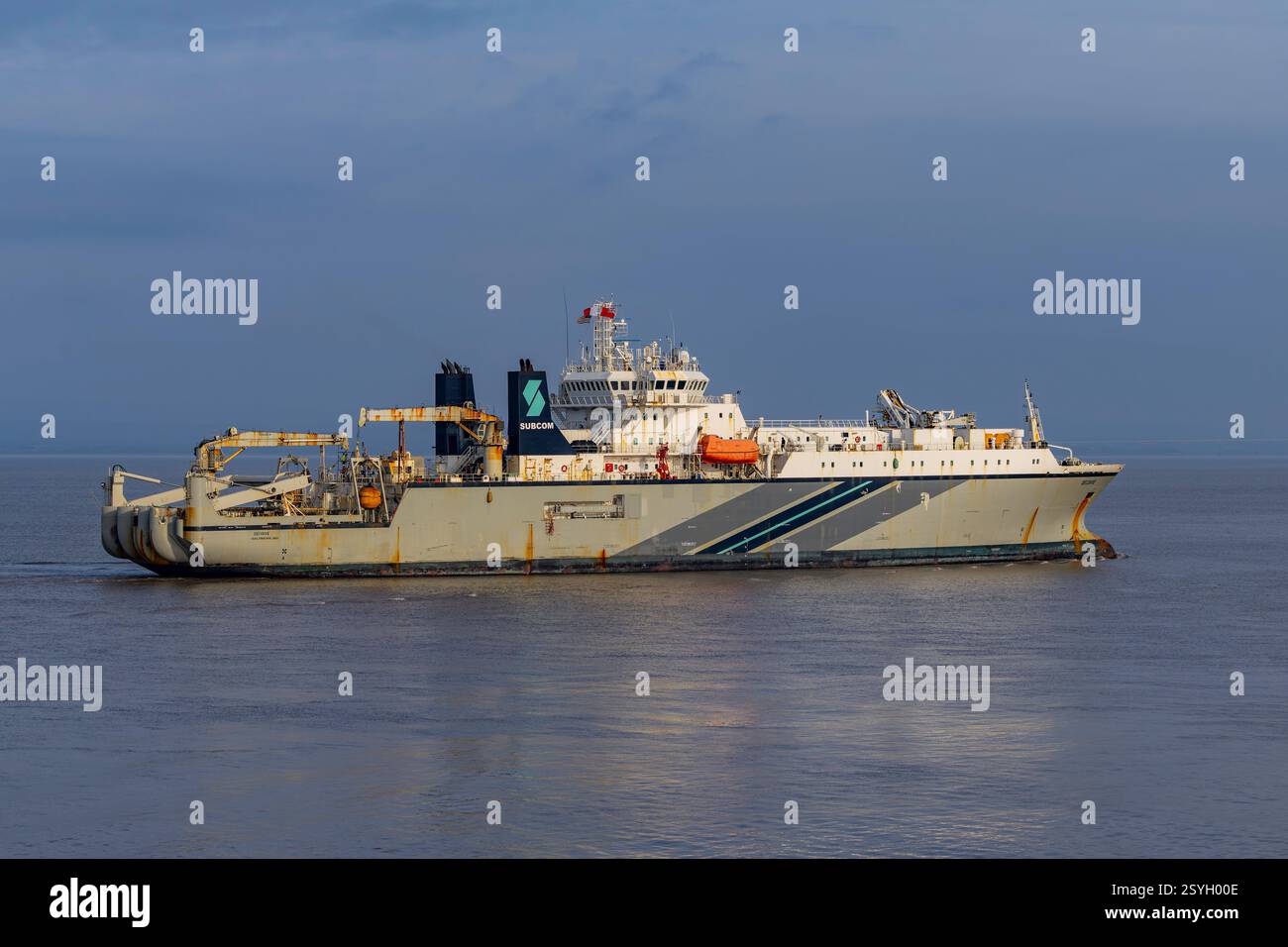 Cable layer Decisive heading for Avonmouth docks Stock Photo - Alamy