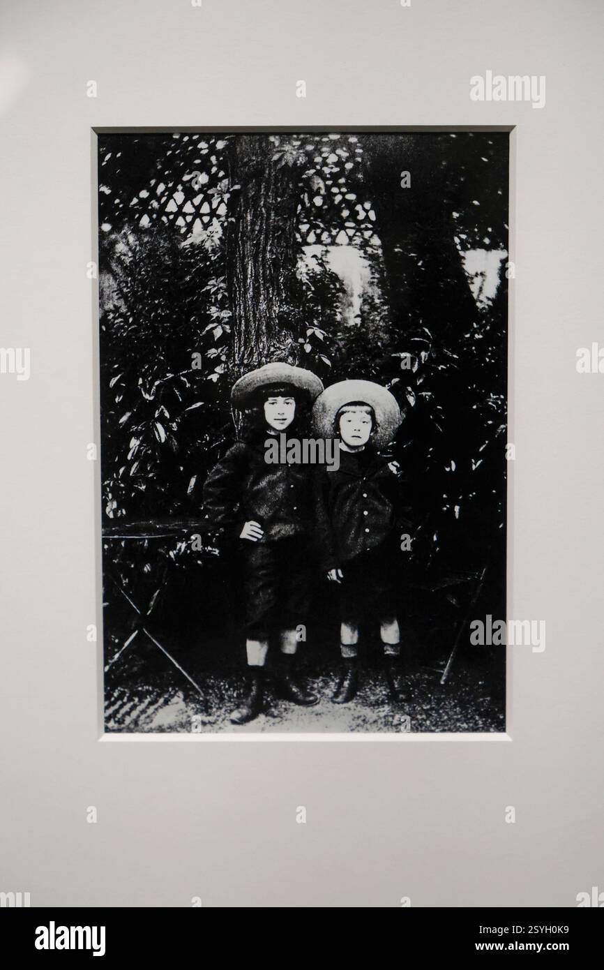 RAVEL BOLERO THE MUSICAL EXHIBITION AT PHILHARMONIE OF PARIS Stock ...