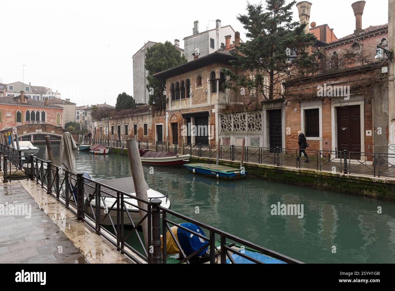 Venice, Italy, 24th January 2025: Early morning in cold Winter Venice ...
